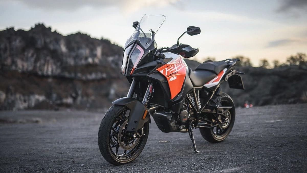 Allroad motoren - Lees alles over dit type motor - REDRIDINGBOOTS